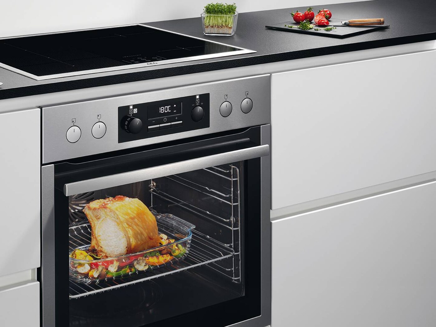 Oven buying guide – choose the right oven for you | AEG | AEG